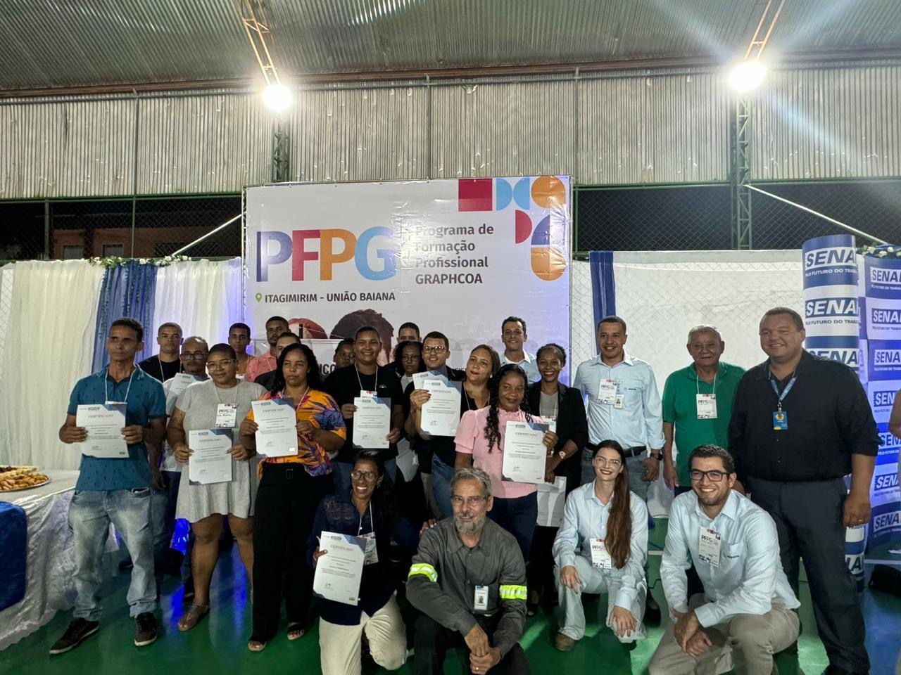 Graphcoa forma 71 pessoas para a área industrial em Itagimirim - VIA 41